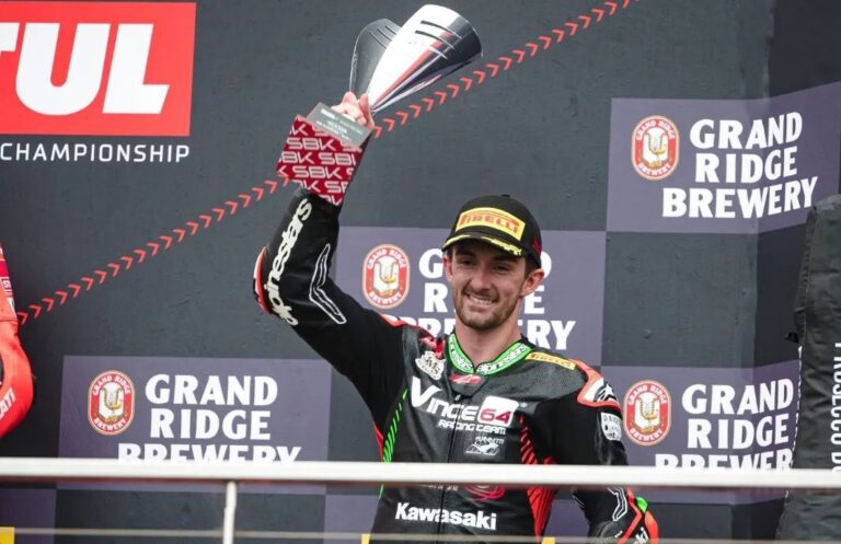 Supersport, John McPhee wat een verrassing: klaar, set… podium! - Pure ...