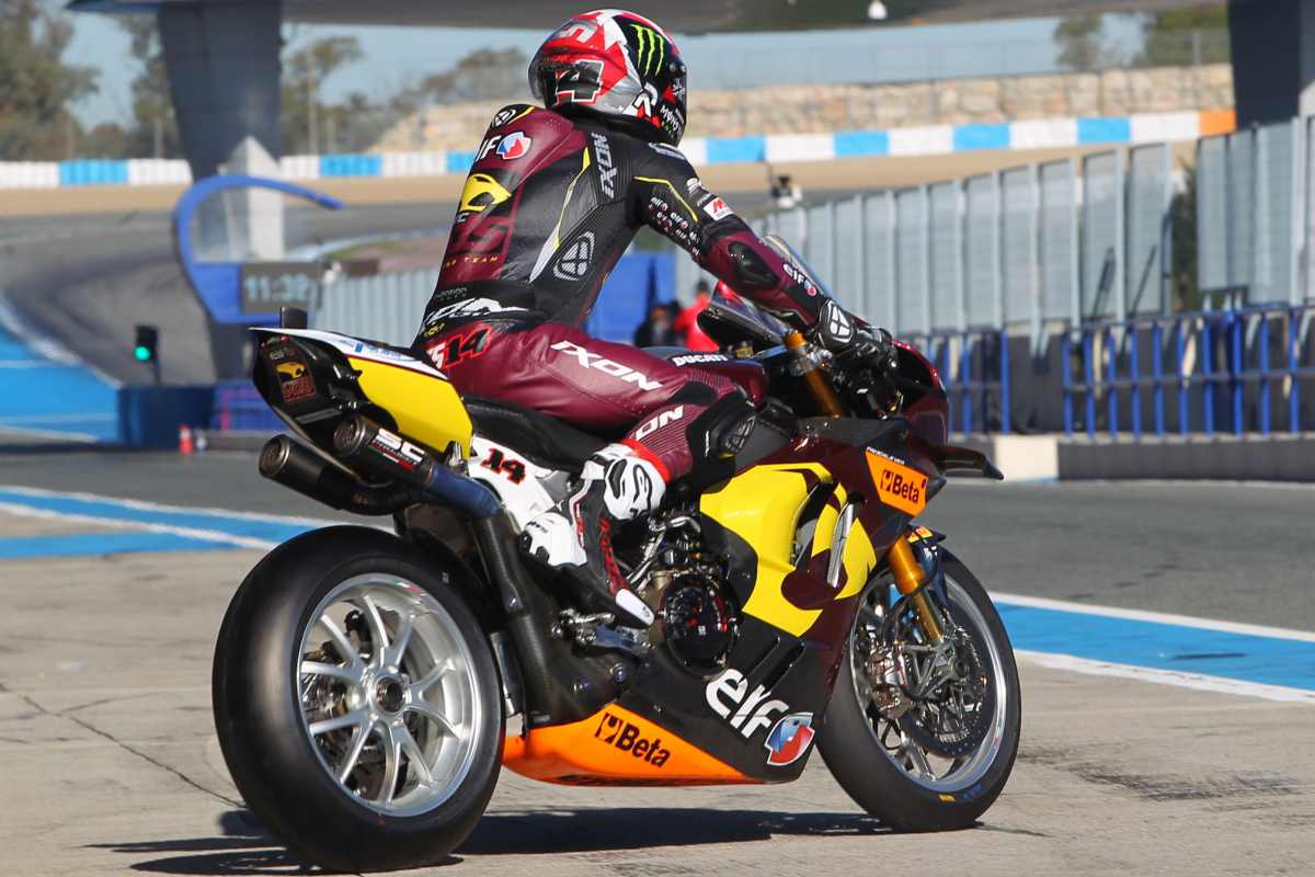 Sam Lowes s’améliore avec la Panigale : « Proche du style Superbike ...